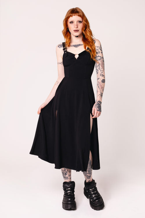 Hell Bunny Morgana Midi Maxi Dress in Black with Metal Ring Hardware ...